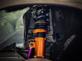 SUZUKI SWIFT SPORTS ZC33S × T-DEMAND PRO DAMPER スポーツ+生脚シャコタンのスイスポ誕生！！｜タイヤ&ホイール PIT BULL