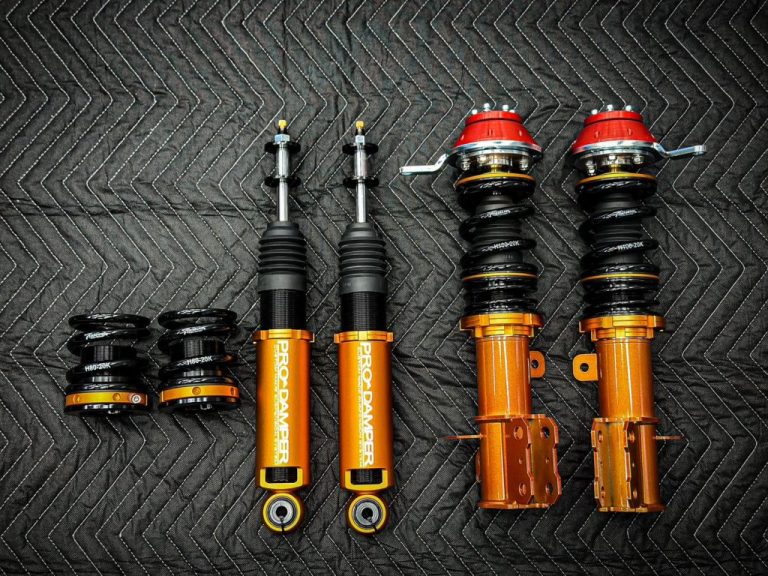 SUZUKI SWIFT SPORTS ZC33S × T-DEMAND PRO DAMPER スポーツ+生脚シャコタンのスイスポ誕生！！｜タイヤ&ホイール PIT BULL