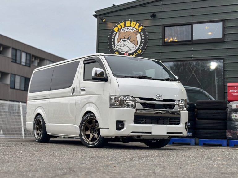 PIT BULL DEMO CAR No.4 HIACE 4WD 足回りローダウンカスタムご依頼ありがとうございます!!｜タイヤ&ホイール PIT BULL