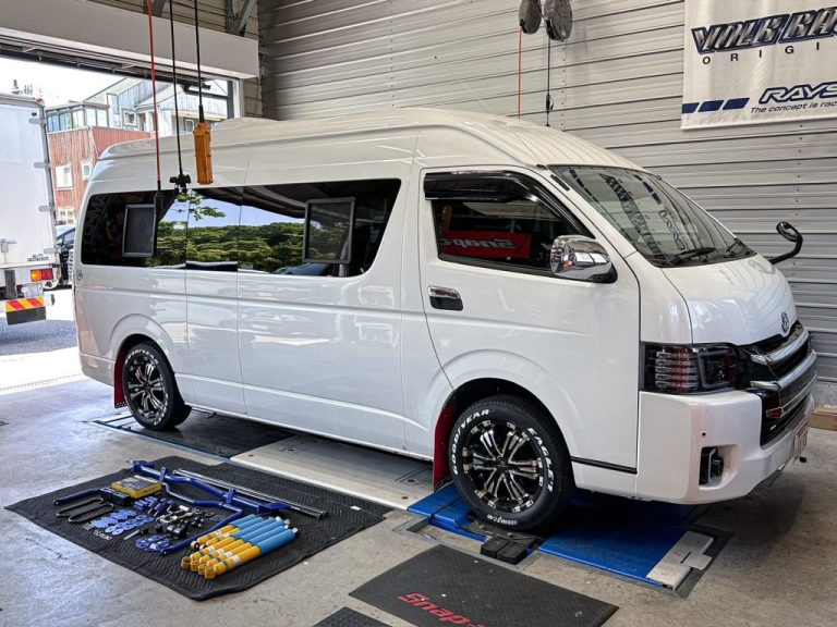 ～ハイエース4WDローダウン専門店！？～ 快適走りやすいハイエース制作お任せ下さいっ！｜タイヤ&ホイール PIT BULL